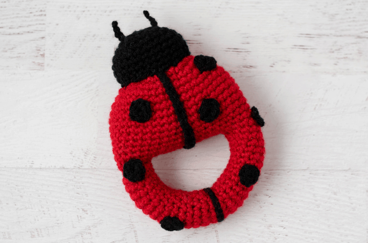 Delightful Crochet Ladybug: Flying by to Steal Your Heart - Crochet 365 ... Delightful Crochet Ladybug: Flying by to Steal Your Heart - Crochet 365 ...