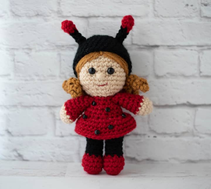 Lucy the Ladybug Amigurumi - Crochet 365 Knit Too