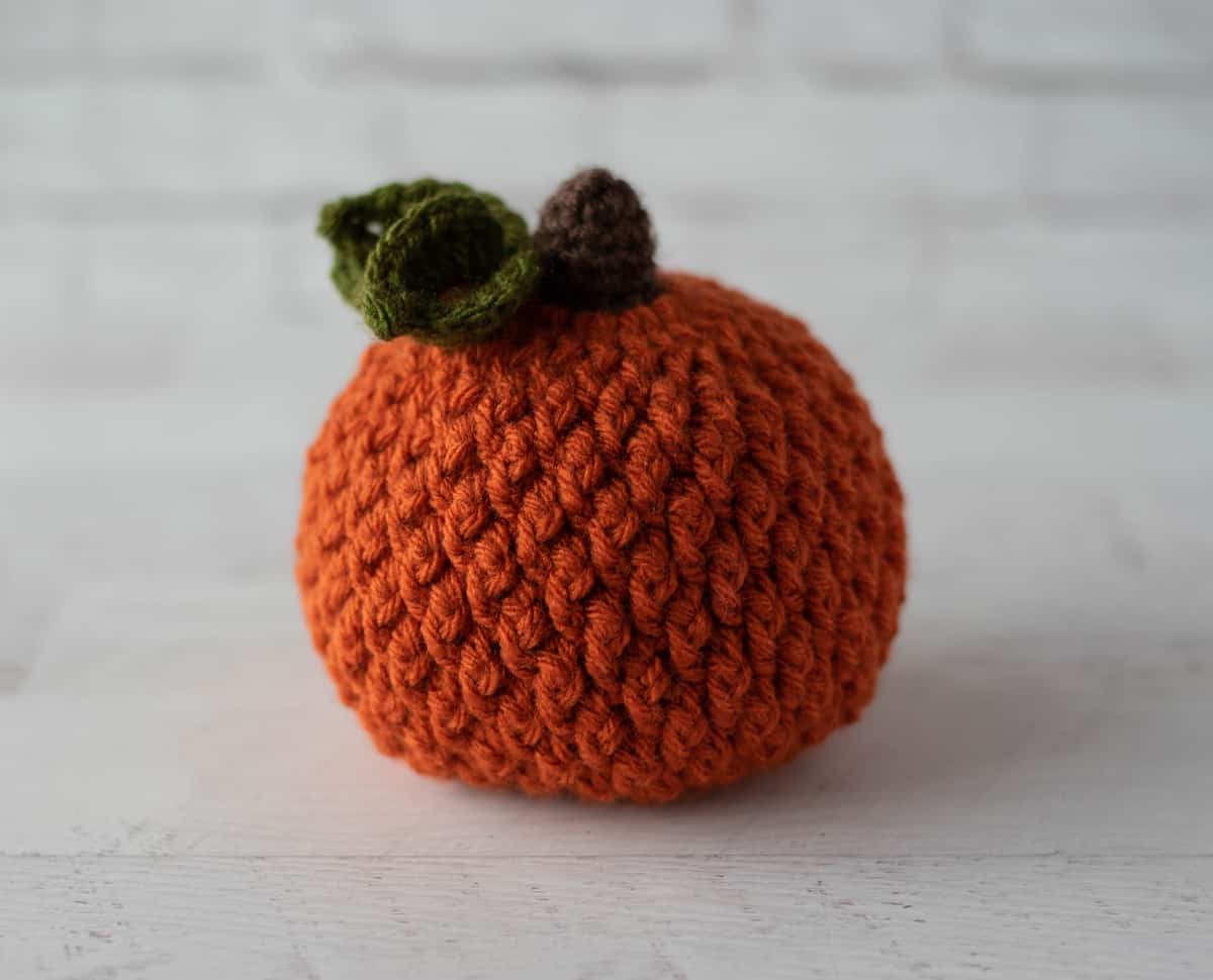 Textured Crochet Pumpkin - Crochet 365 Knit Too