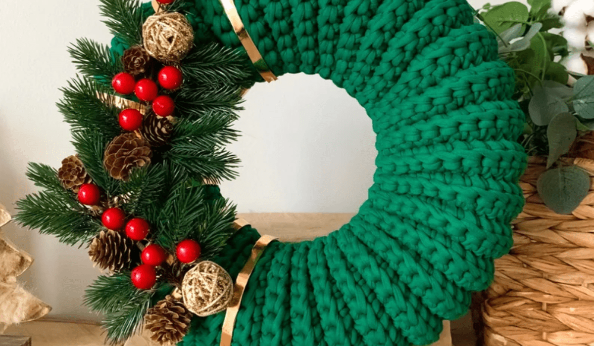 Crochet Christmas Wreath Patterns Yule Love - Crochet 365 Knit Too