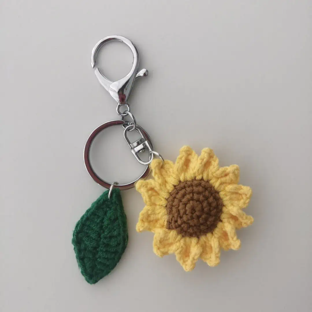 Sunflower Crochet Pattern: Bring On the Sun! - Crochet 365 Knit Too
